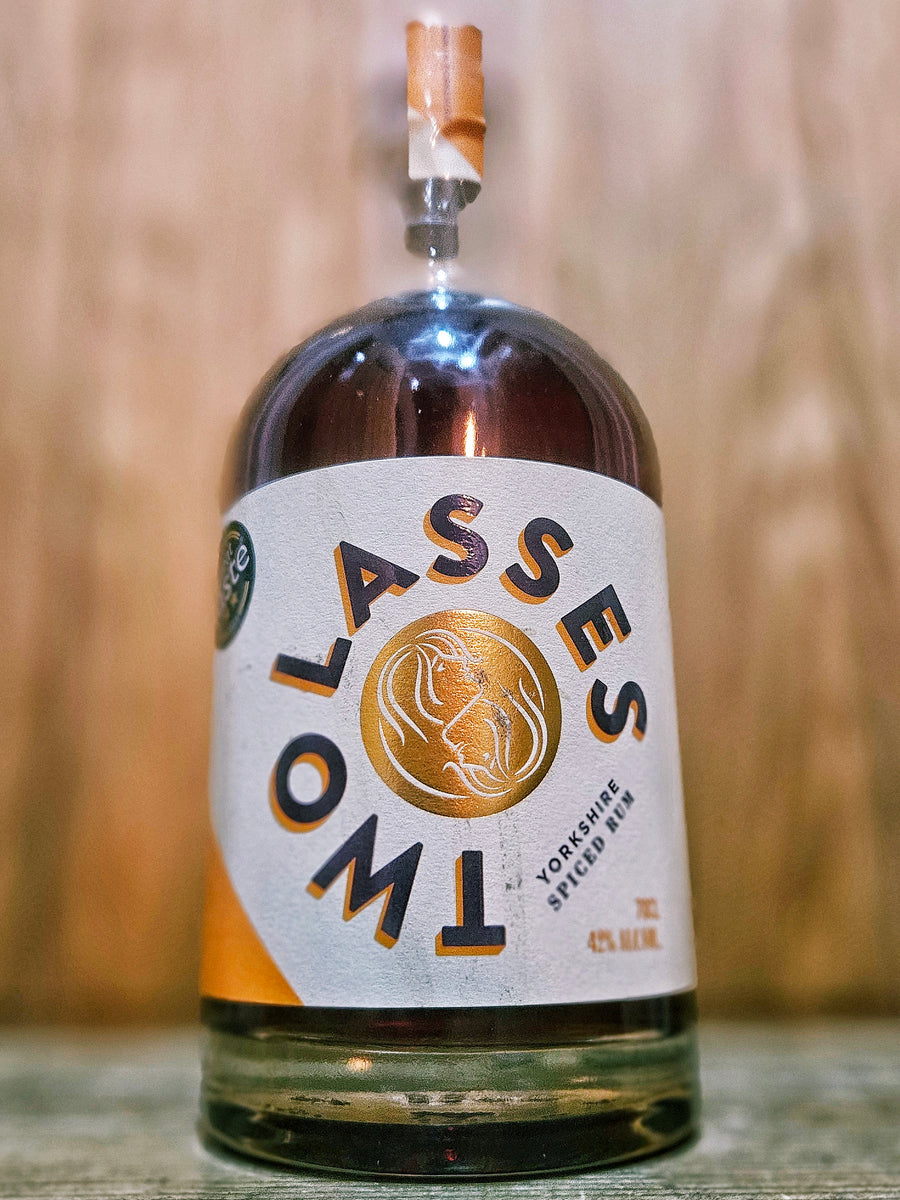 Two Lasses - Spiced Rum – Dexter & Jones